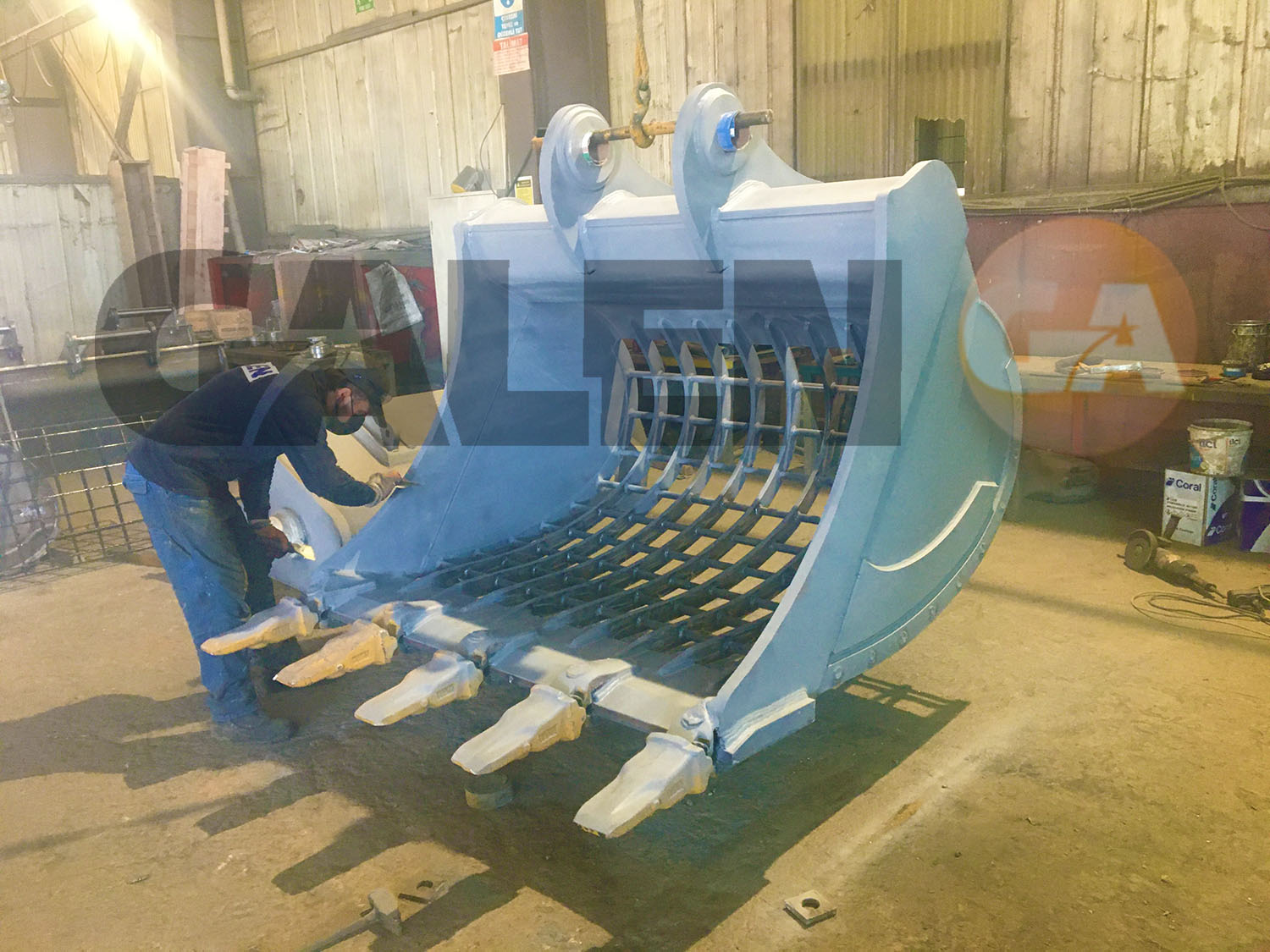 Skeleton Rock Bucket