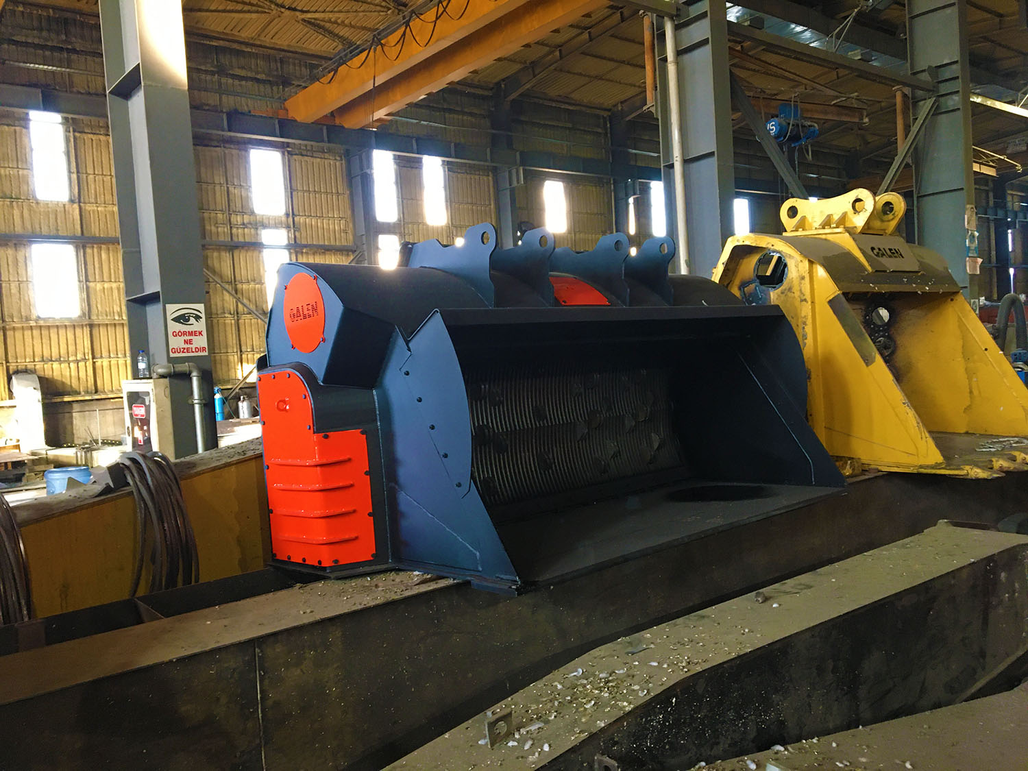 Crushing And Screening Bucket